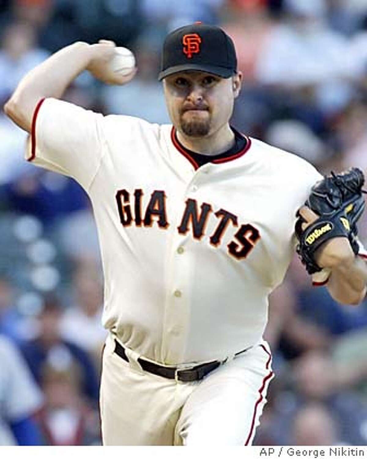 BACK TO NORMAL / Schmidt strong in first start off DL, also hits HR