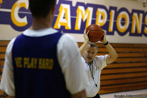 Amador Valley High a haven for hoop dreams / Boys, girls squads both ...