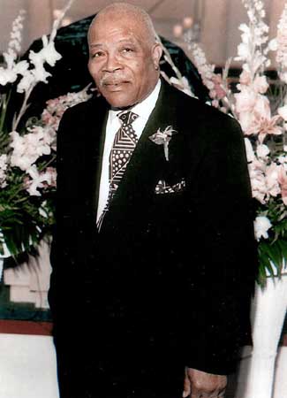 Raymond Howard Sr. -- S.F. Baptist minister - SFGate