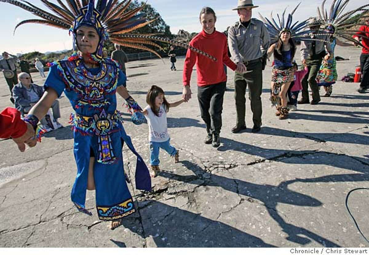 ALCATRAZ / Indians relive island occupation, 35 years later
