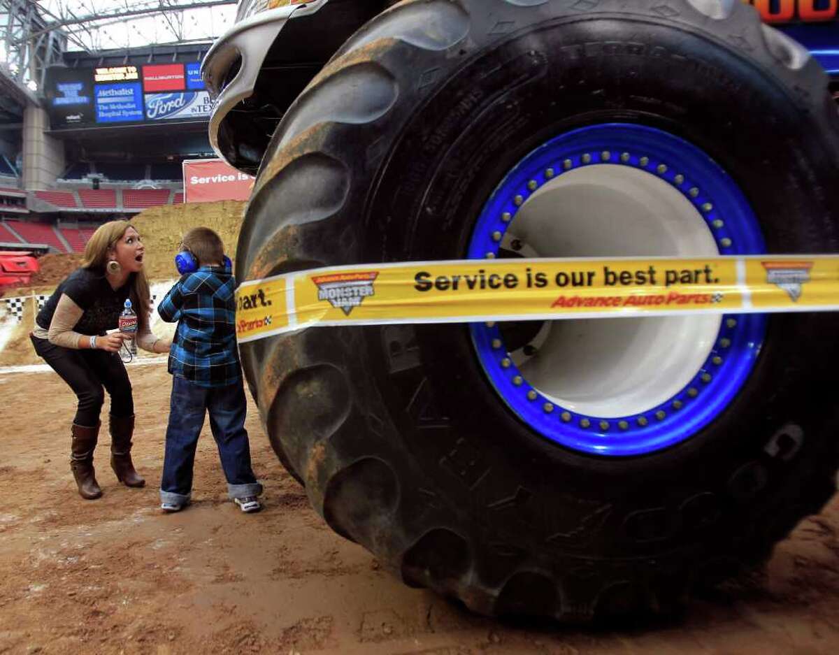 Monster Jam marks 20th anniversary in Alamodome