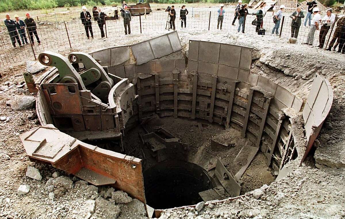 How threat of loose Soviet nukes was avoided