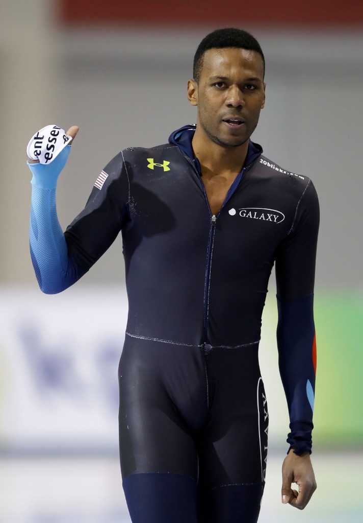 Around sports: American Davis gets 2nd gold in as many days