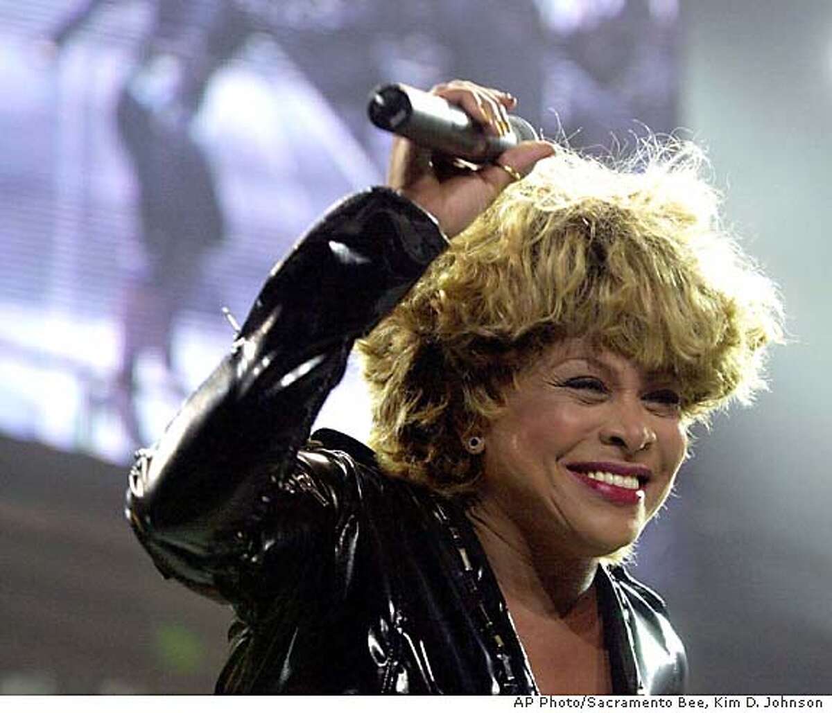 A SPACEY CHAT WITH STARS' VOICE COACH