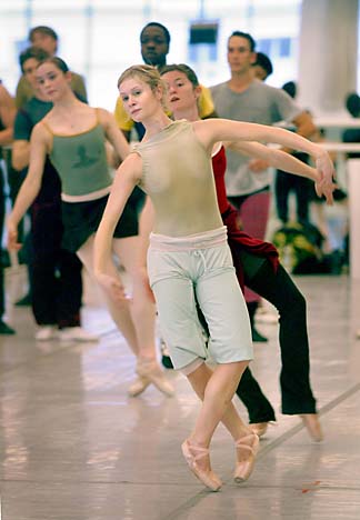 Behind Ballet's big bash / Dancers, administrators sweat the details