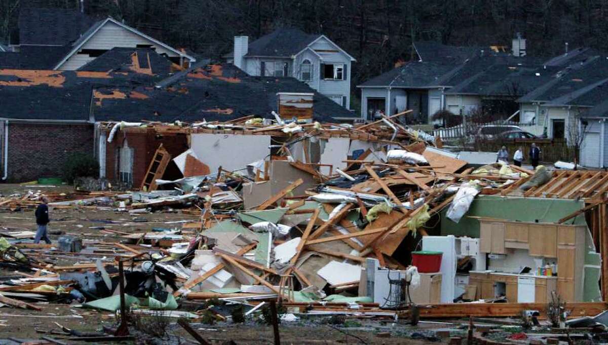 Alabama hit again by tornadoes; 2 dead, 100 hurt