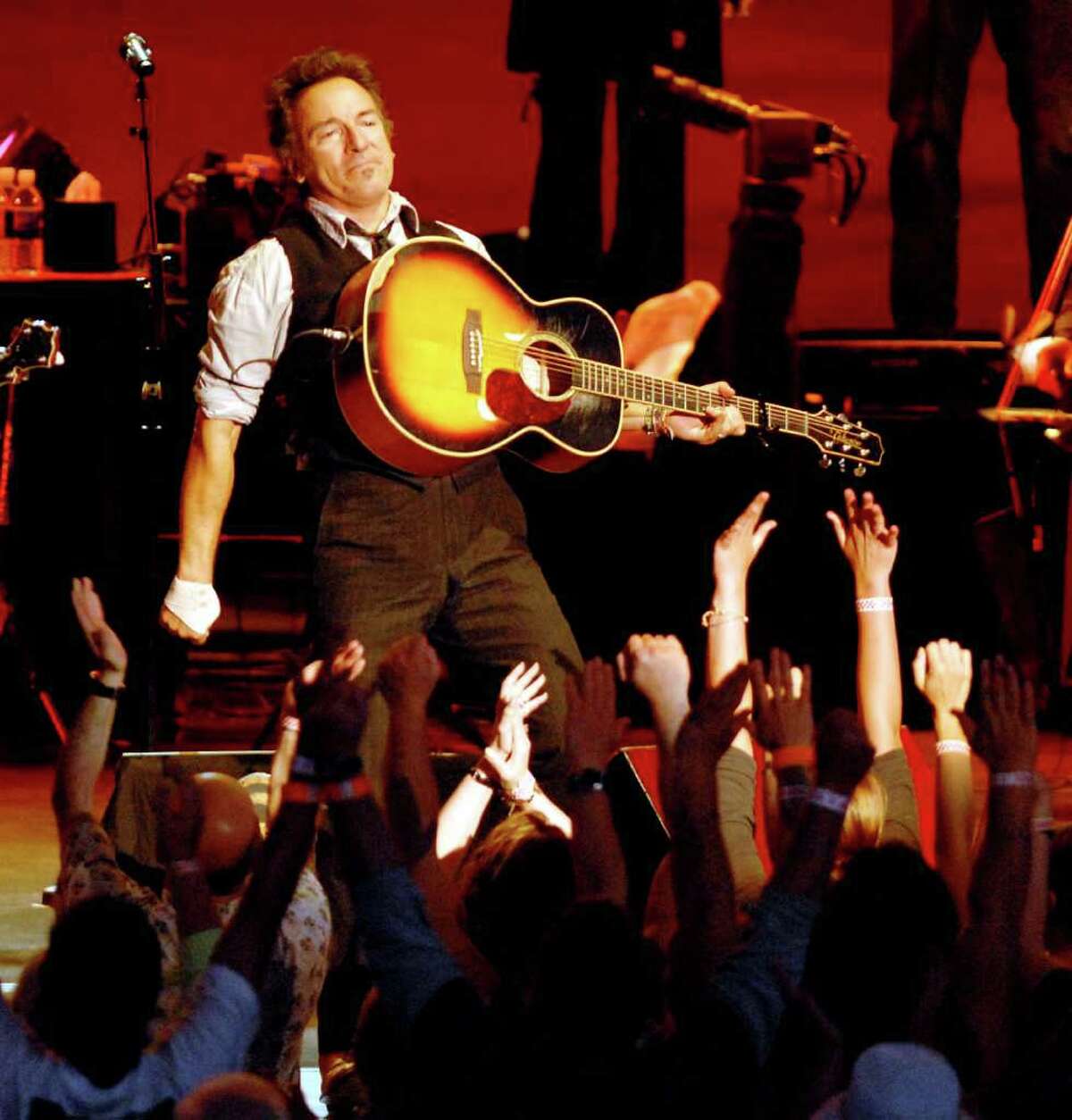 Springsteen: A look back at his Capital Region shows since 1974