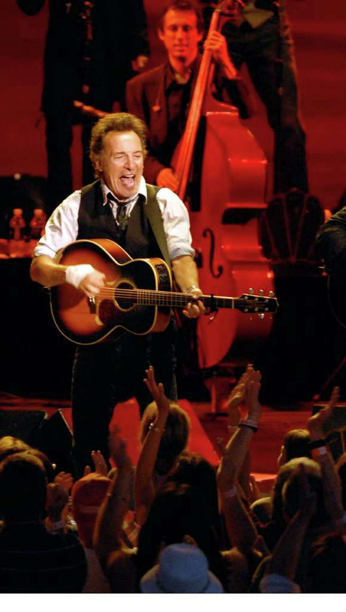 Springsteen: A look back at his Capital Region shows since 1974