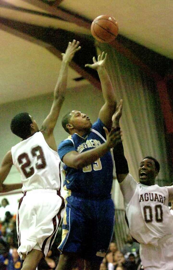 High school basketball scores