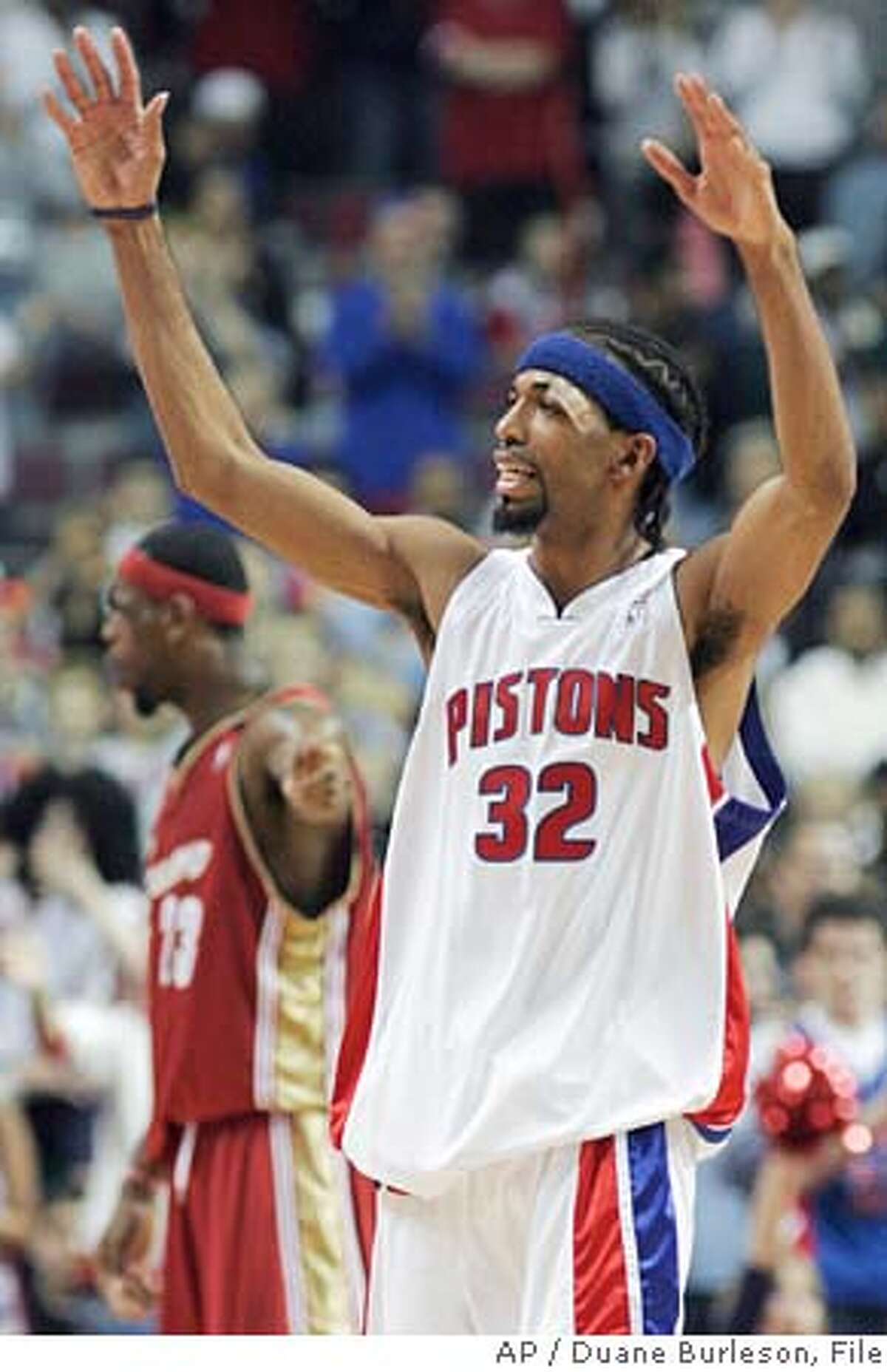 NBA PLAYOFFS PREVIEW / Suns of fun / Let the good times roll as Phoenix ...