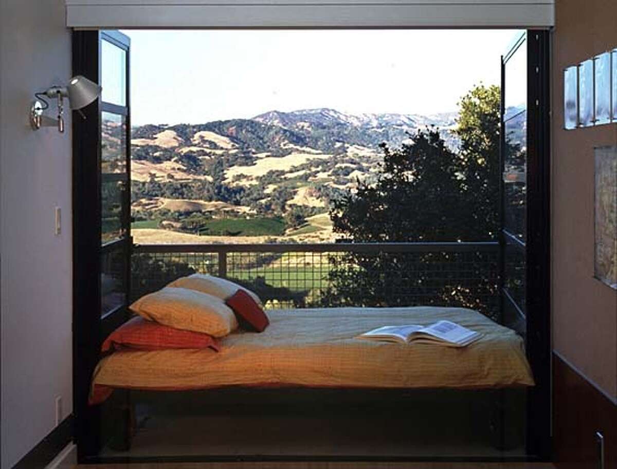 Sleep-out / Once-fashionable sleeping porches and outdoor bedrooms ...