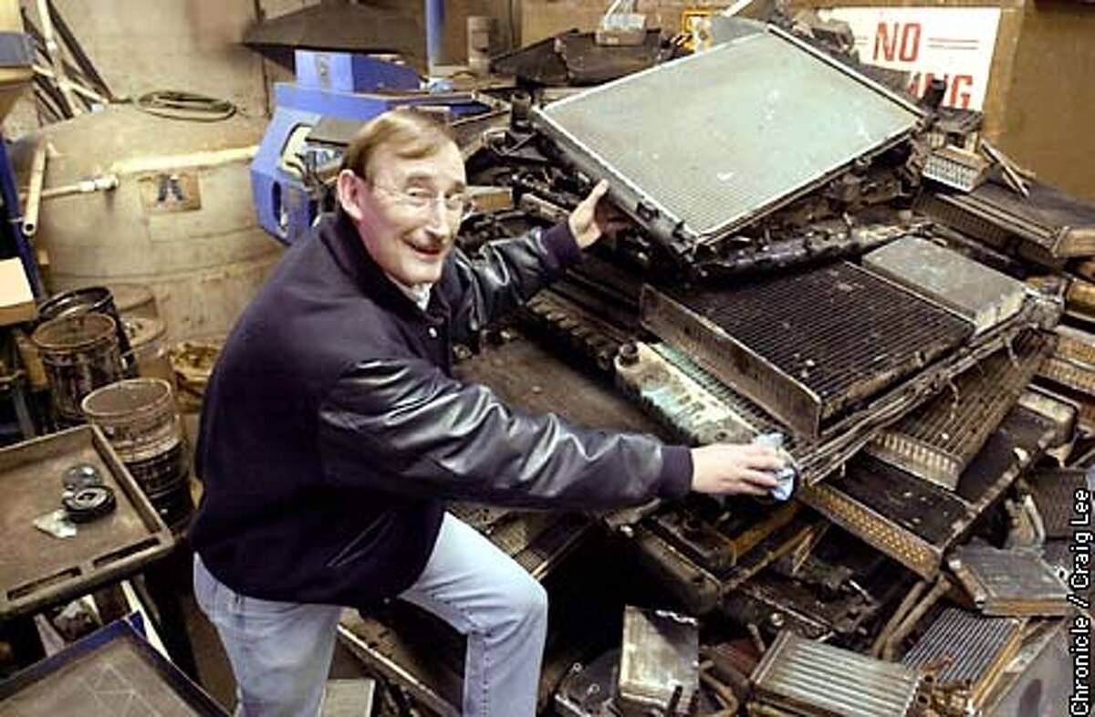 The last up for the Cup / America's hopes sail with S.F.'s underdog team