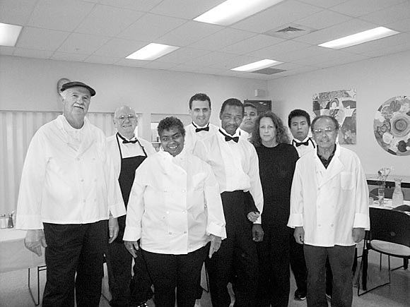 Homeless center cooks up plan to get people off streets, in kitchens