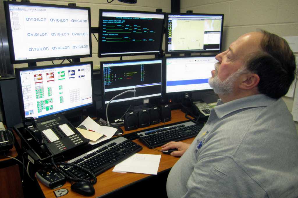 New dispatch center opens at New Milford Police Department
