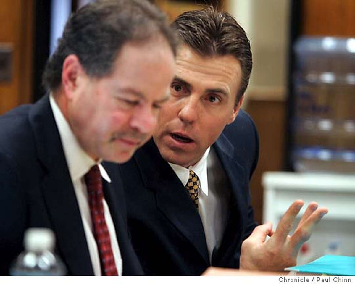 Battle lines drawn in Romanowski trial / A brutal punch, or a quest for ...