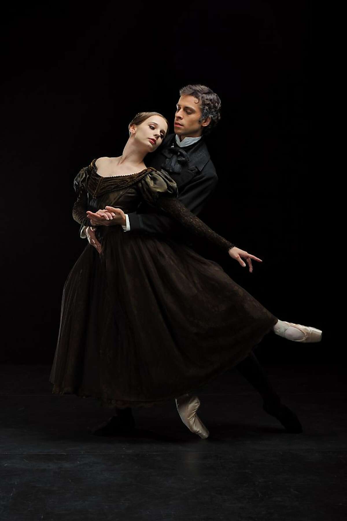 Ballet season ends with grand ‘Onegin’