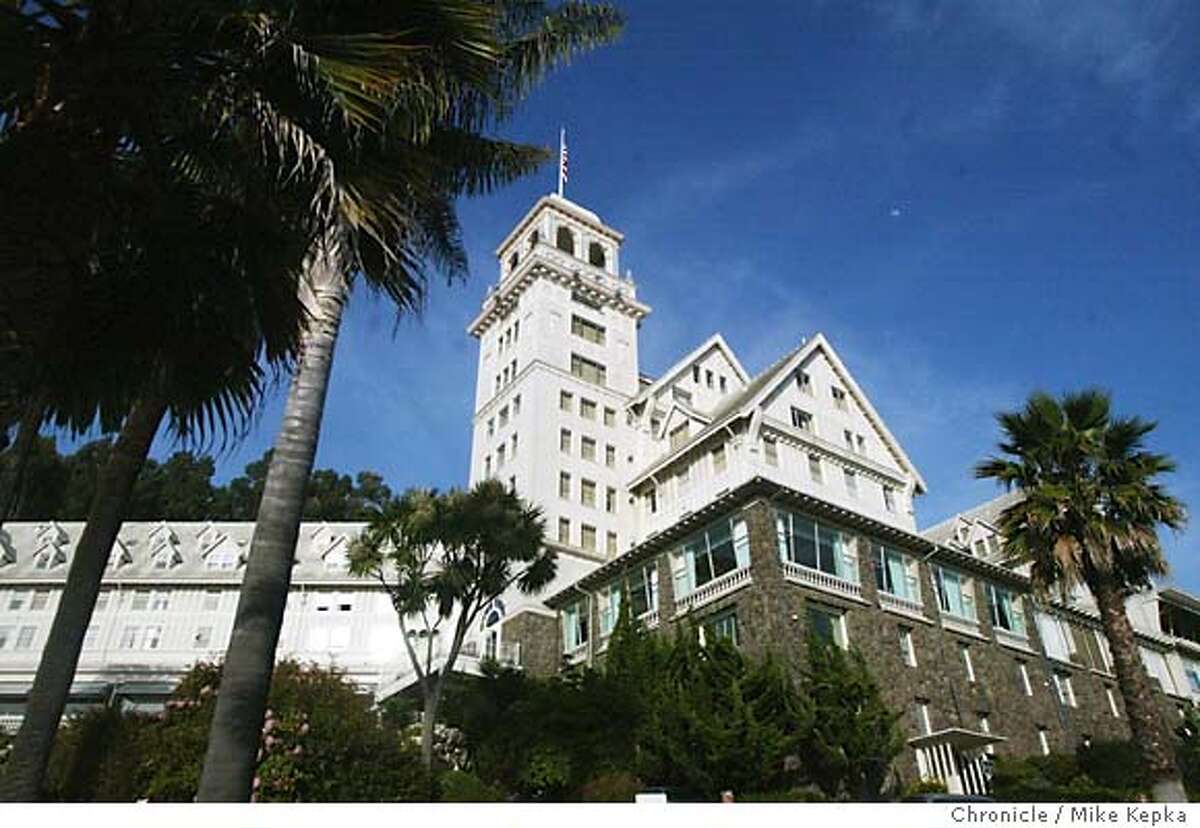 Cocooning at the Claremont Resort / Fine dining, relaxing spa help ...