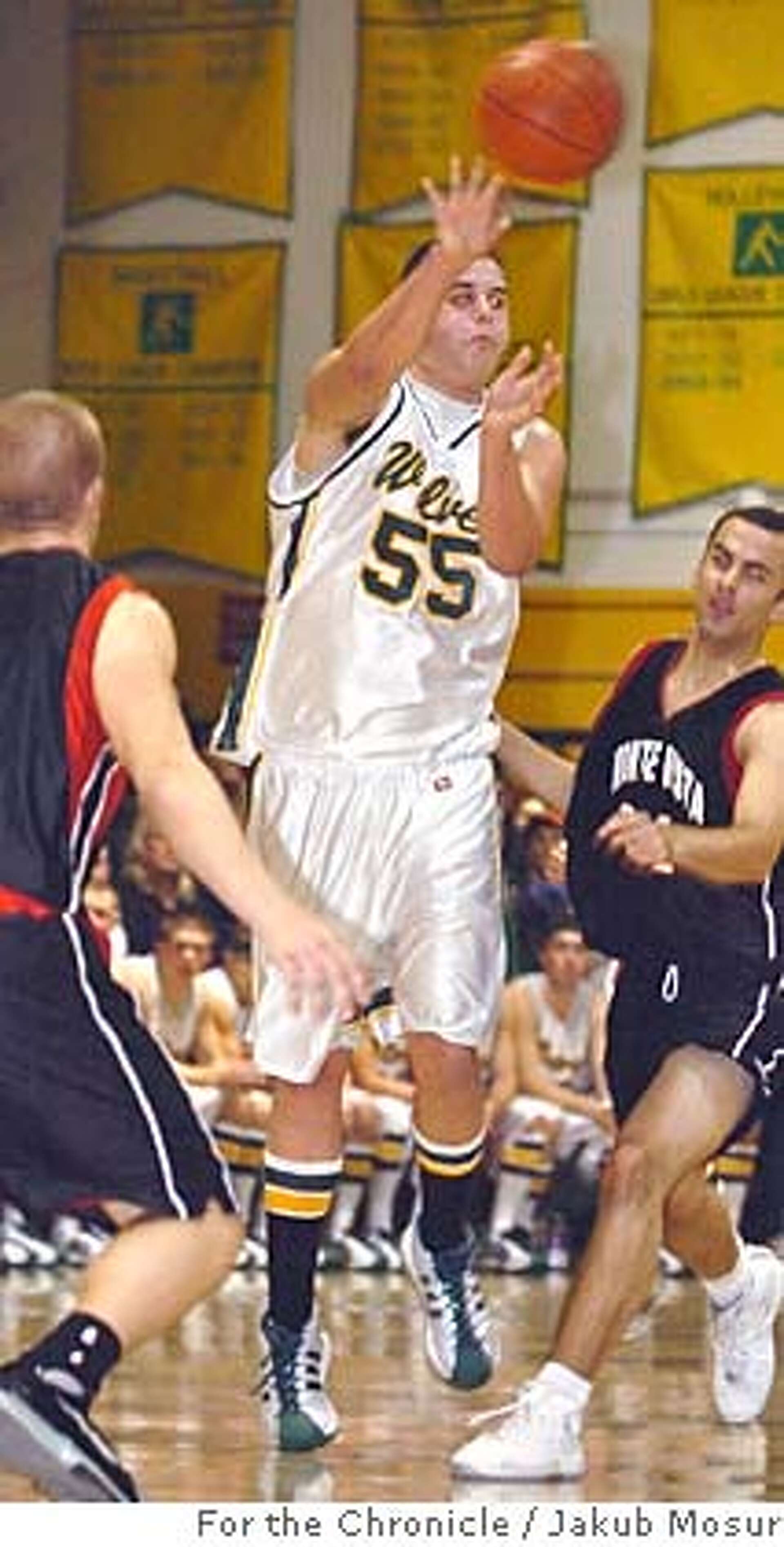 Sheriff of San Ramon Valley / 7-foot Samhan is growing into his game