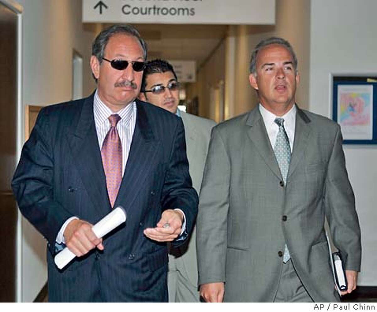 THE PETERSON TRIAL / Defendant returned to Berkeley Marina / Police ...