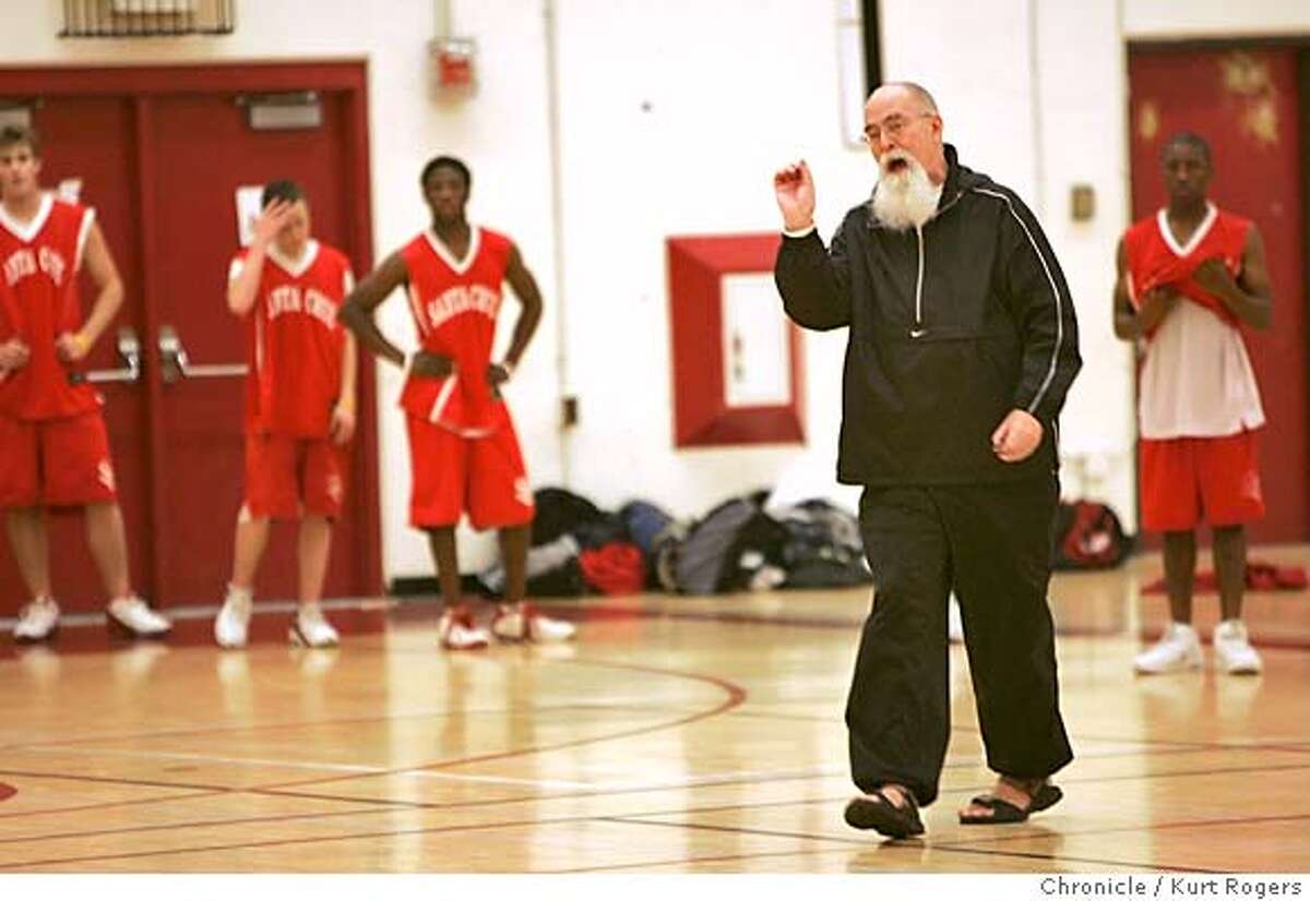 PROFILE: PETE NEWELL JR. / Coaching since the eighth grade / Last run ...