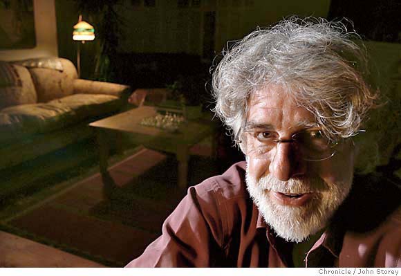 This aspiring poet read 'The Maltese Falcon' and his life was ...