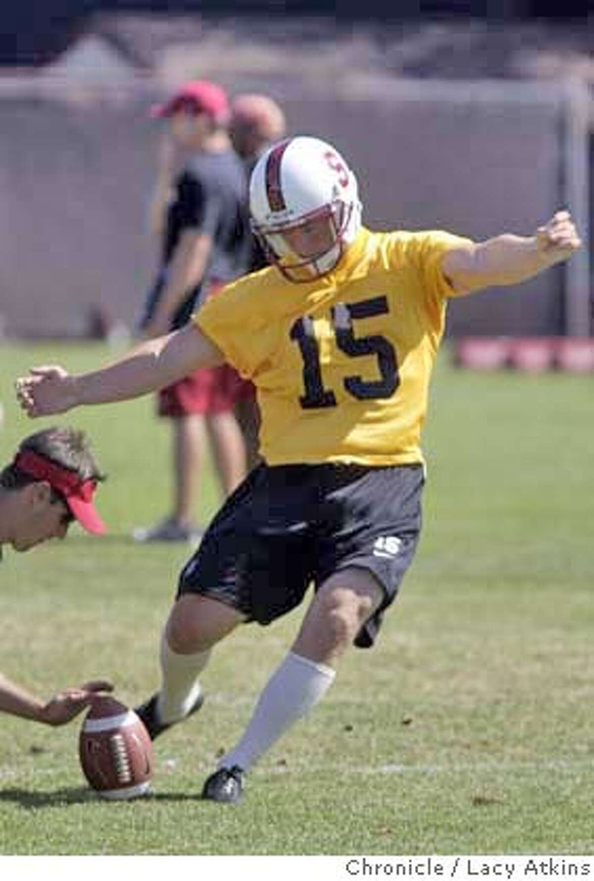 Stanford kicker finally is healthy / Sgroi played with back injury