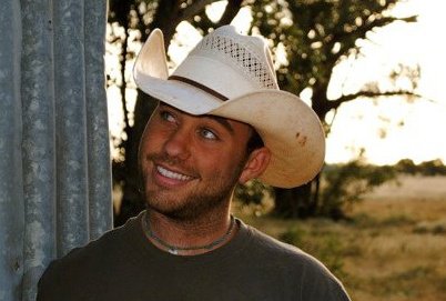 Vidor native advances to 'Hollywood' on American Idol