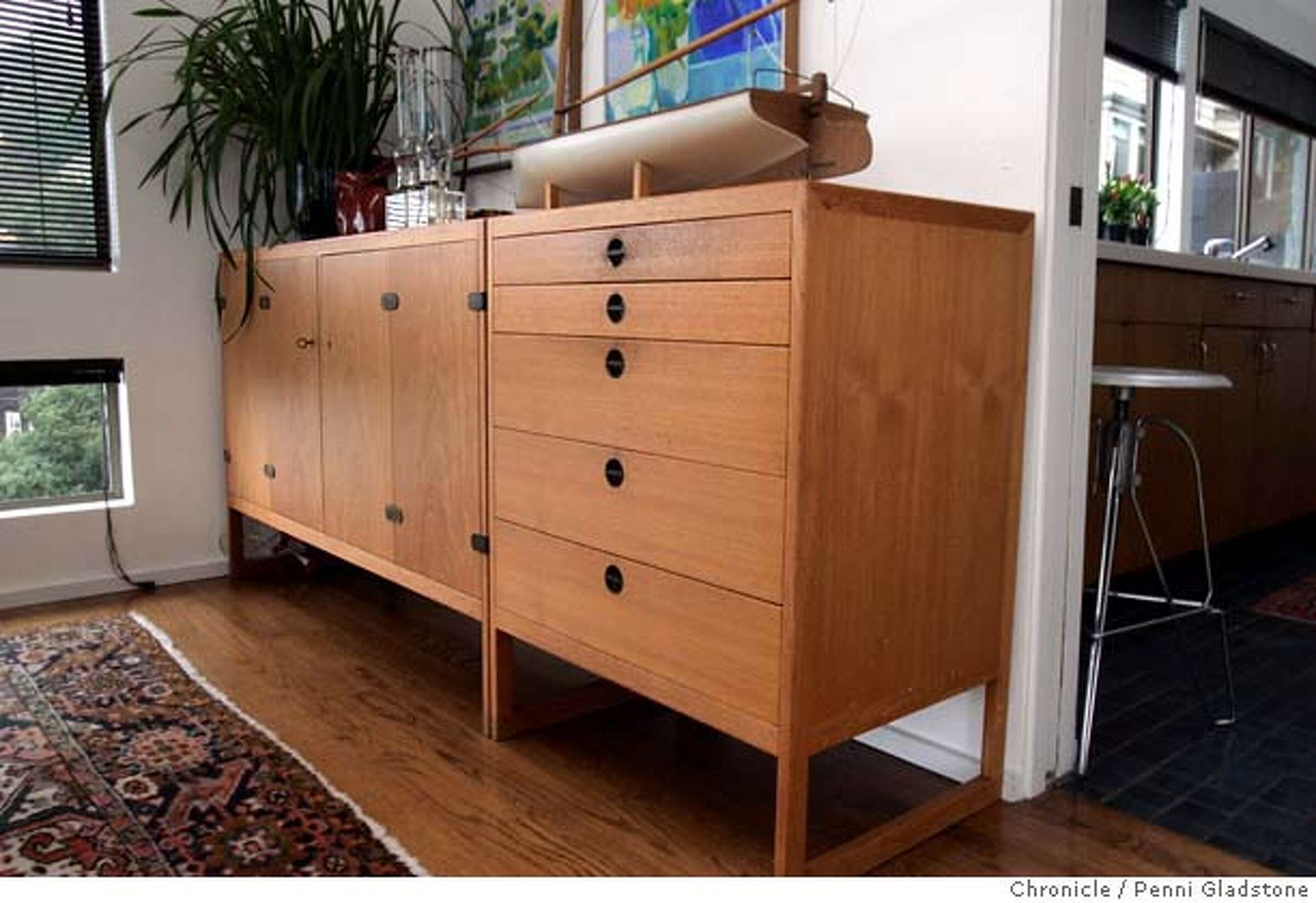 Danish postmodern / A furniture style that helped define the 1960s ...