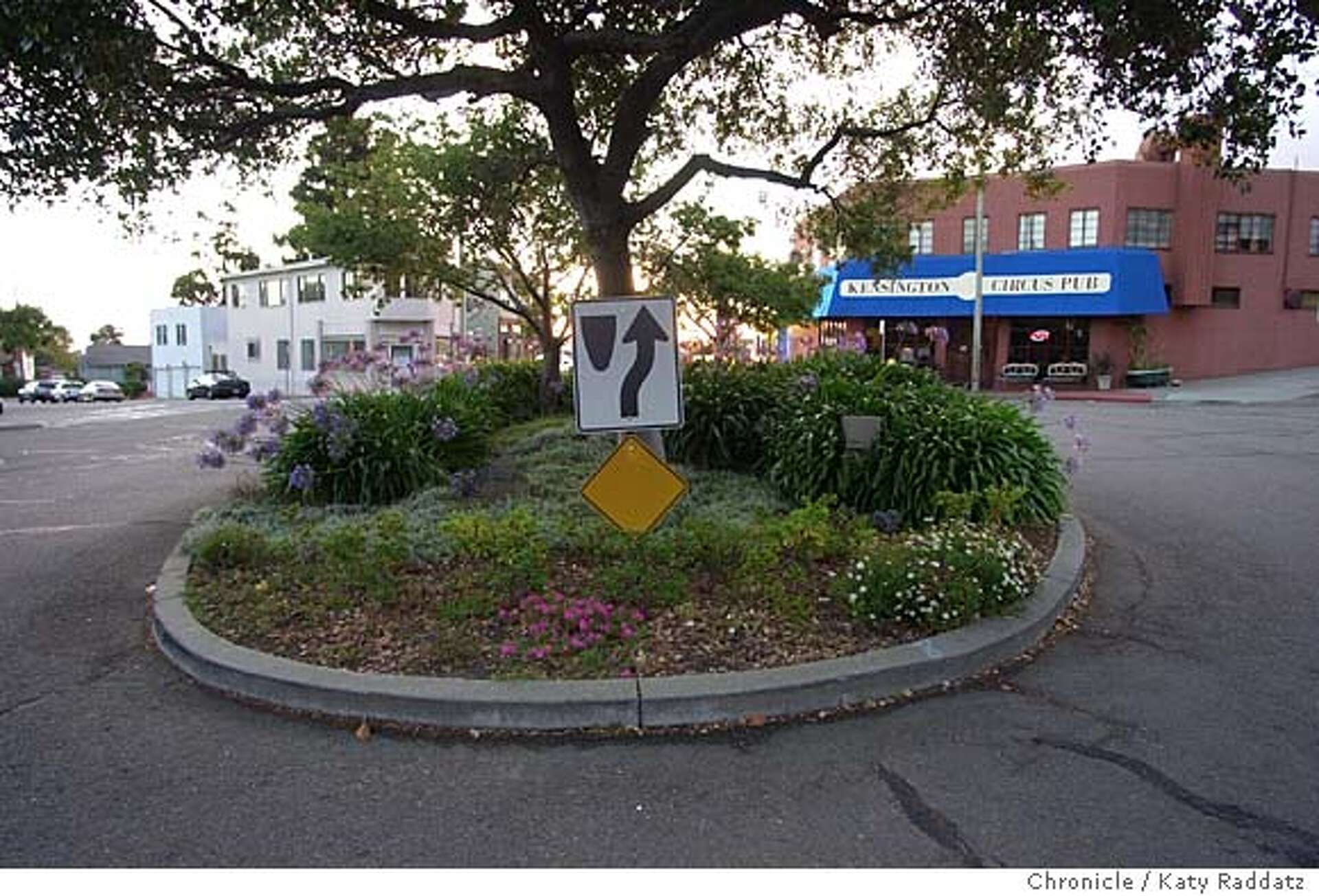 Kensington: Well-heeled enclave is a hidden treasure with a pub ...