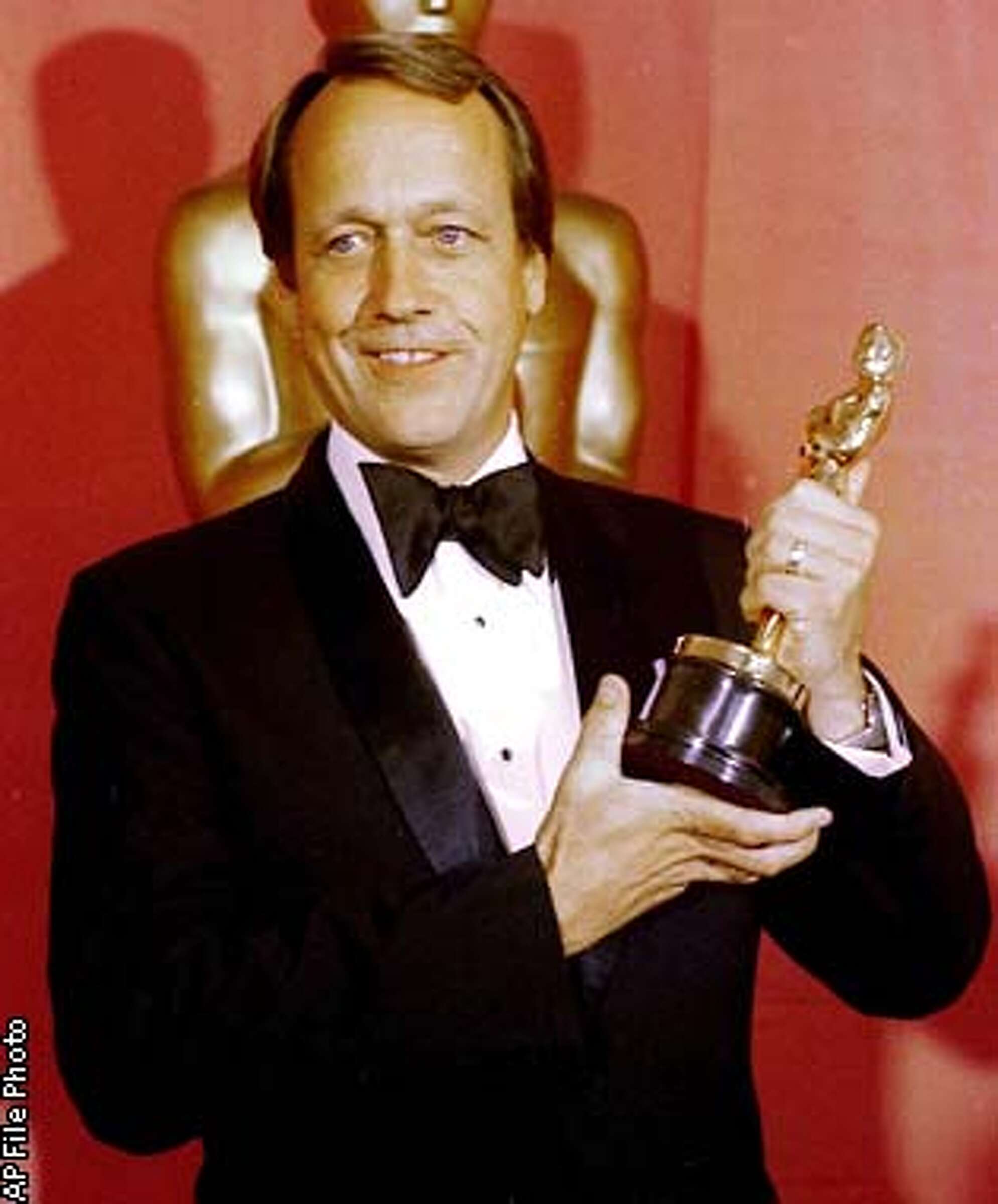 GEORGE ROY HILL / 1921-2002 / Filmmaker leaves legacy of stories / Hits ...