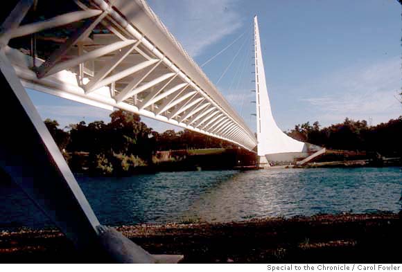 REDDING / Walking bridge that soars / REVIEW: Calatrava design spans ...