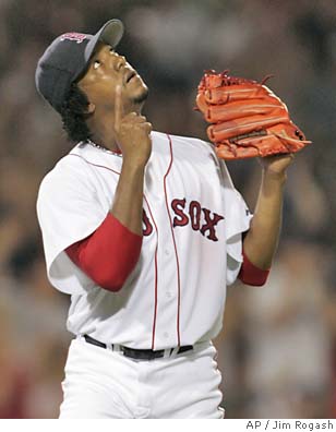 GIANTS NOTEBOOK / Pedro says he'd love to play for Alou