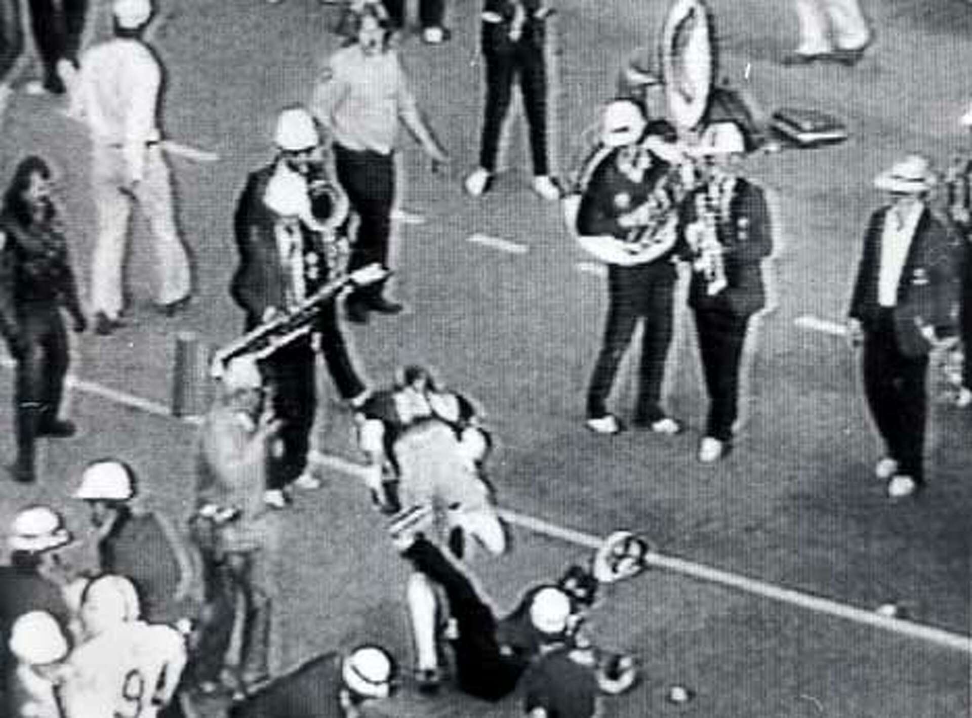 Play it again / 20 years later, wacky finale more famous than ever