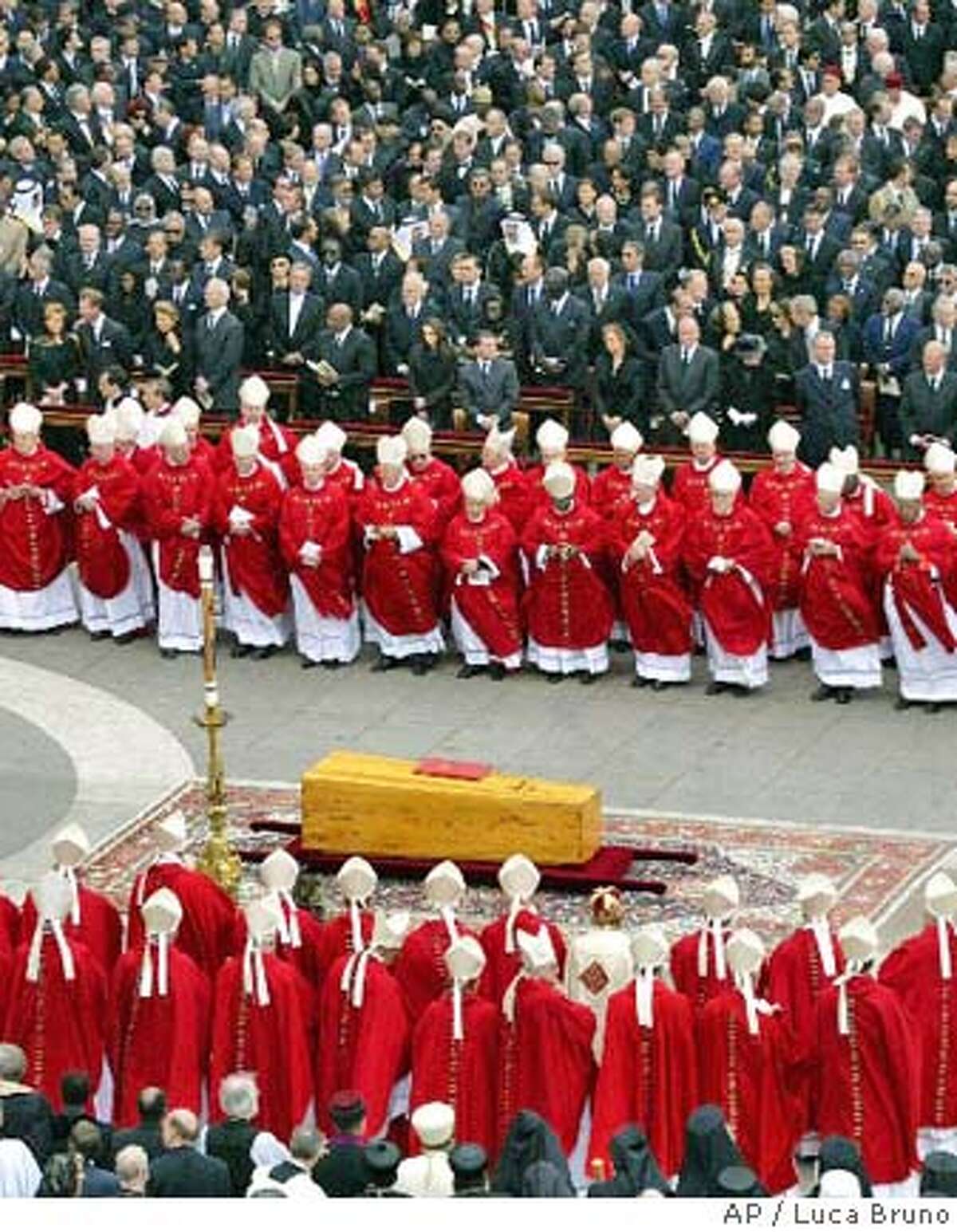 POPE JOHN PAUL II: 1920-2005 / Dignitaries and the devout pay tribute ...