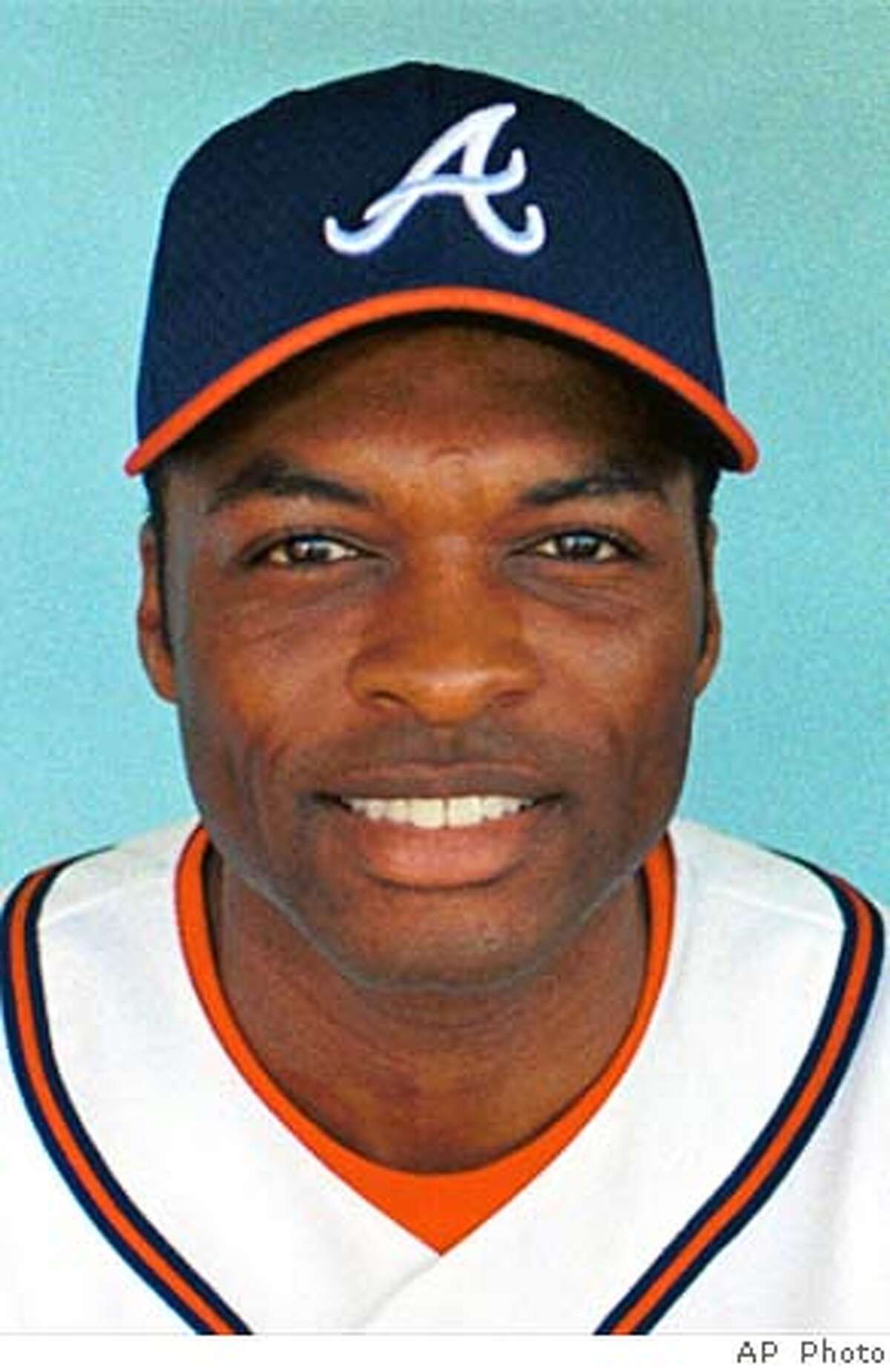 STAYING ON / After 7 teams in 7 years, Sanders signed a 2-year deal