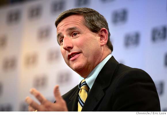 HP's new chief makes his debut / Hurd says company is fundamentally ...