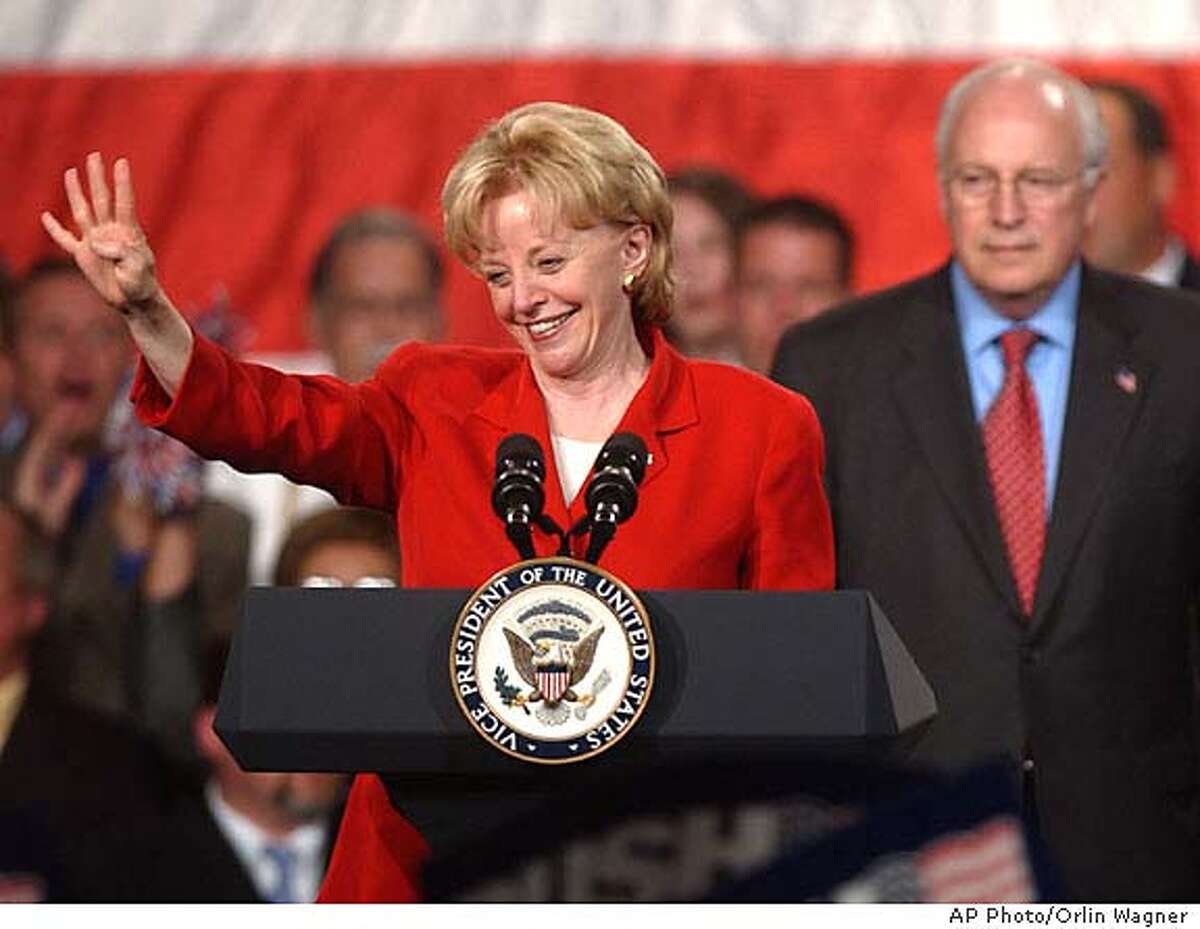 Landing the lineman / Lynne Cheney knew what it took to get her man ...