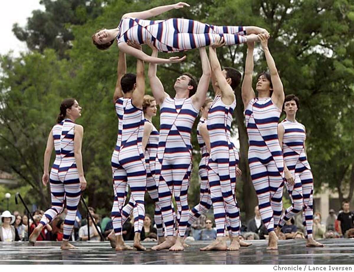 REVIEW / Merce Cunningham Dance Company hits Stanford, and random acts ...