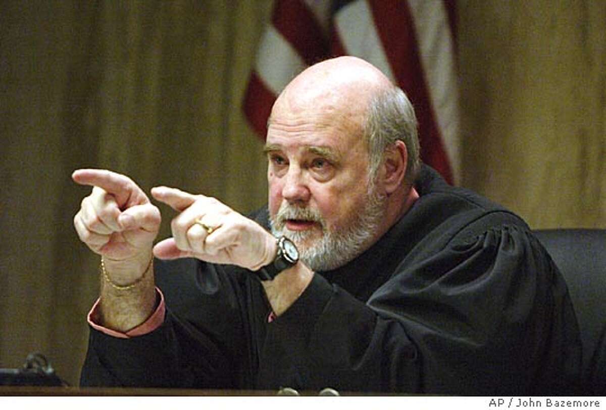 Atlanta rampage raises fears about courthouse security / 3 DEAD ...