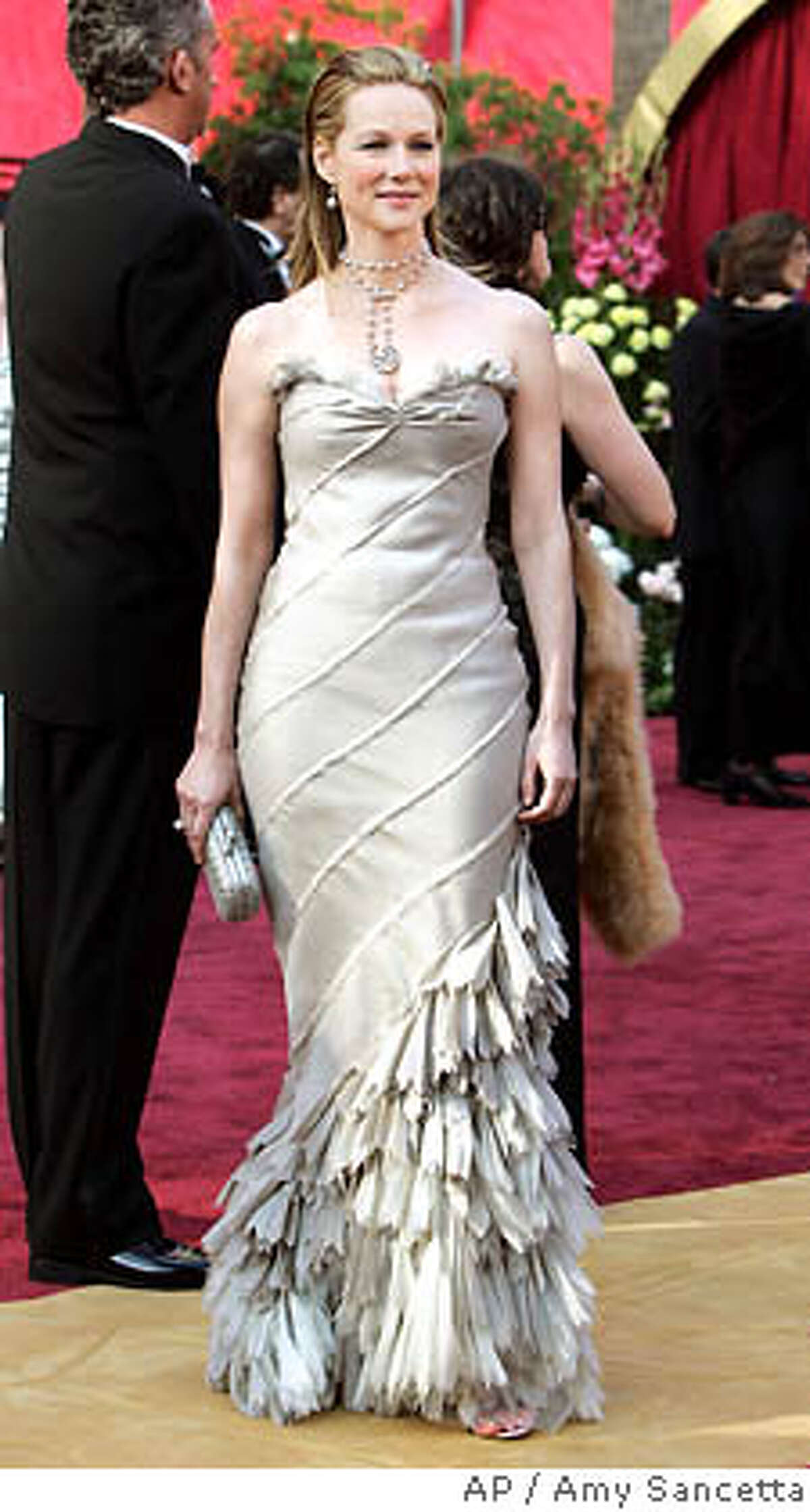 'Million Dollar' bonanza -- Eastwood boxing epic wins for best picture ...