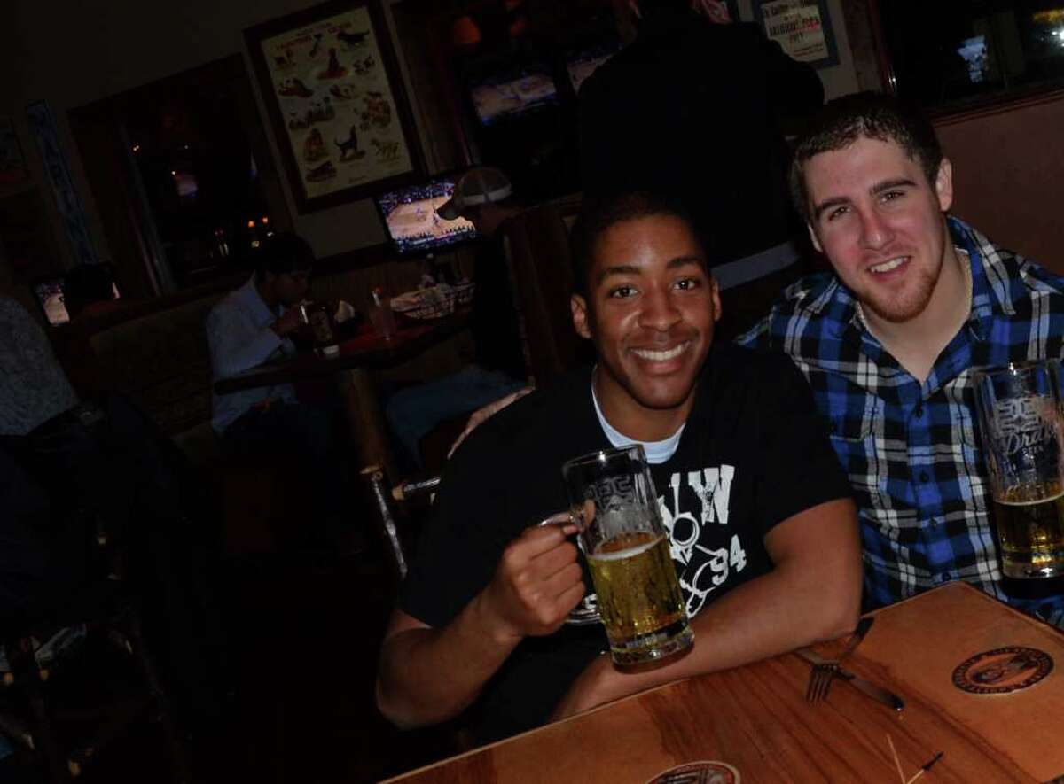 Pub Crawl: Twin Peaks