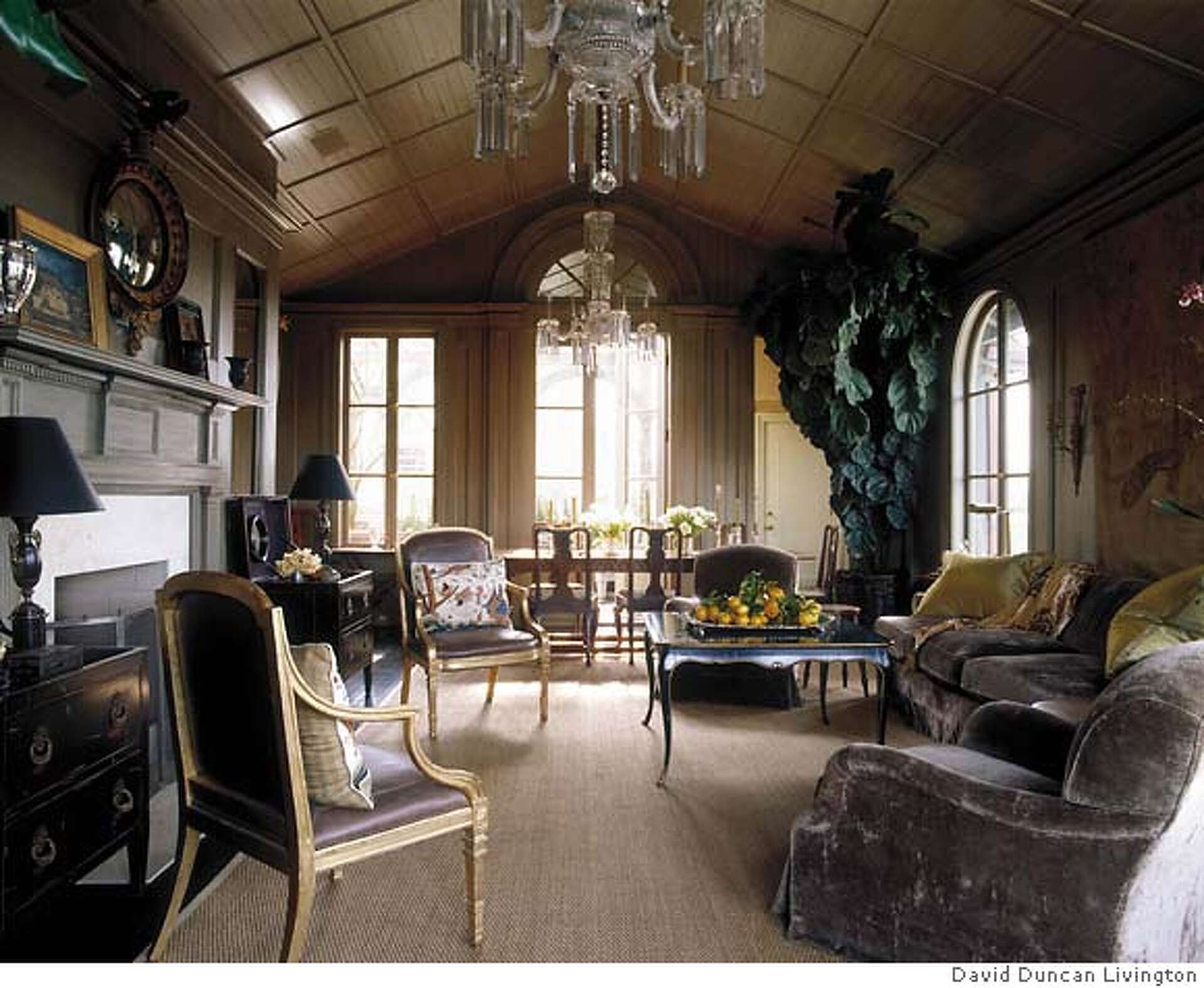 Southern French / Myra Hoefer mixes European antiques for a Southern ...