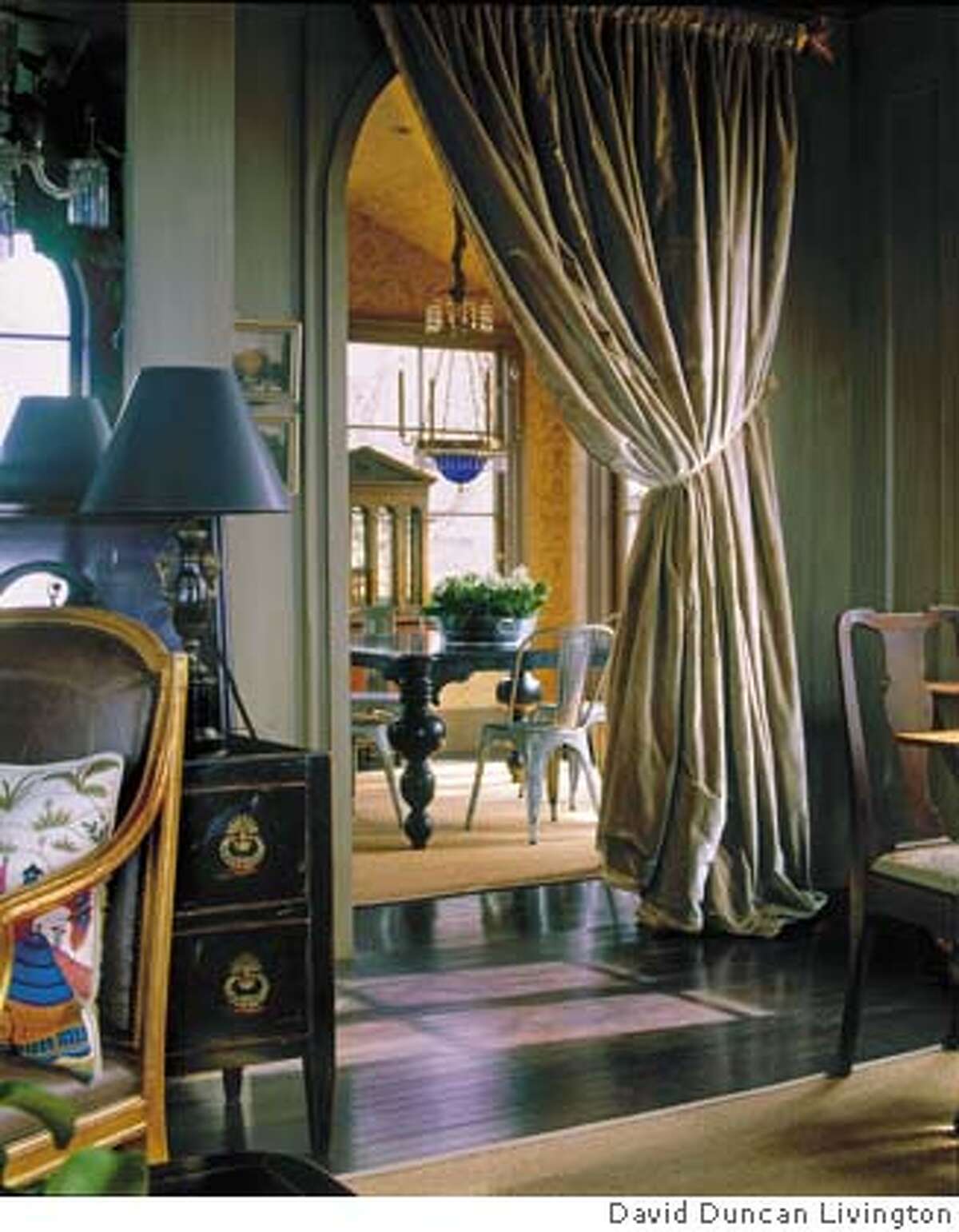 Southern French / Myra Hoefer mixes European antiques for a Southern ...