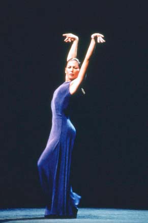 REVIEW / Ballet Flamenco works crowd into a frenzy