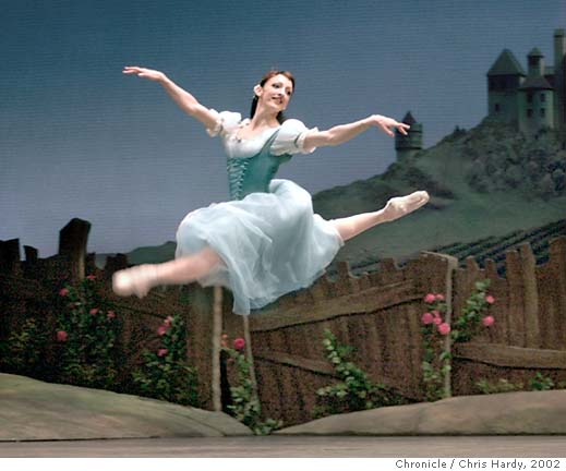 Key manager at S.F. Opera makes her exit