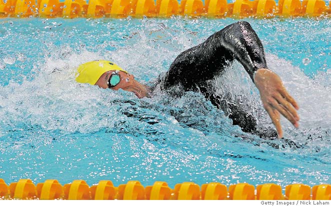 Phelps is Thorpedoed / American earns 3rd medal, a bronze; Aussie golden