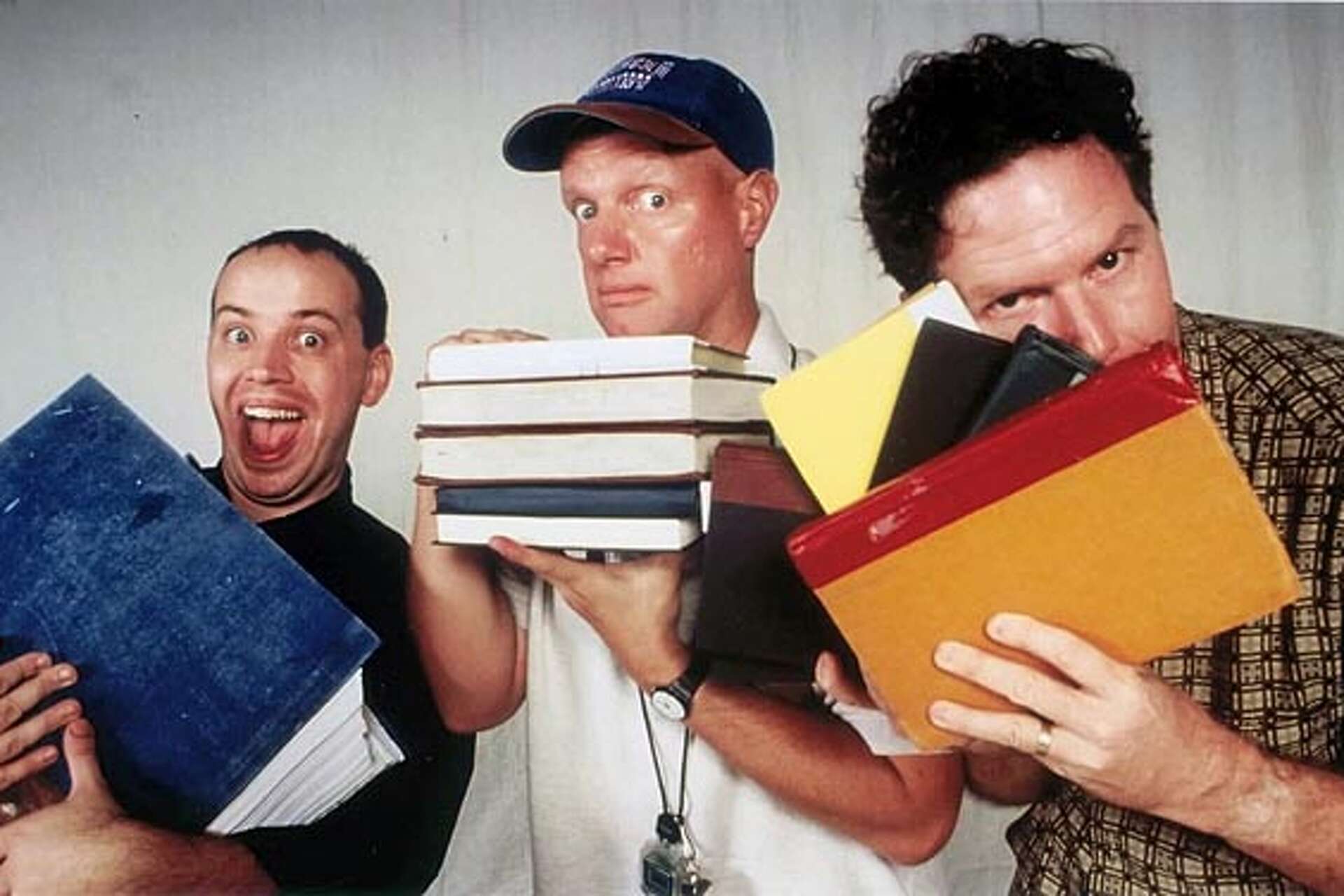 To read or not to read: Trio turns books into comic bits / Reduced ...