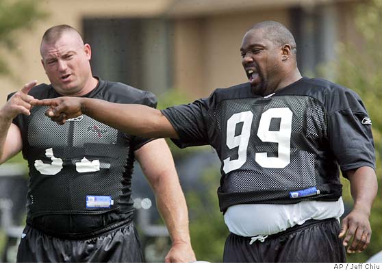 RAIDERS NOTEBOOK / Linebacker Williams is lusting for action