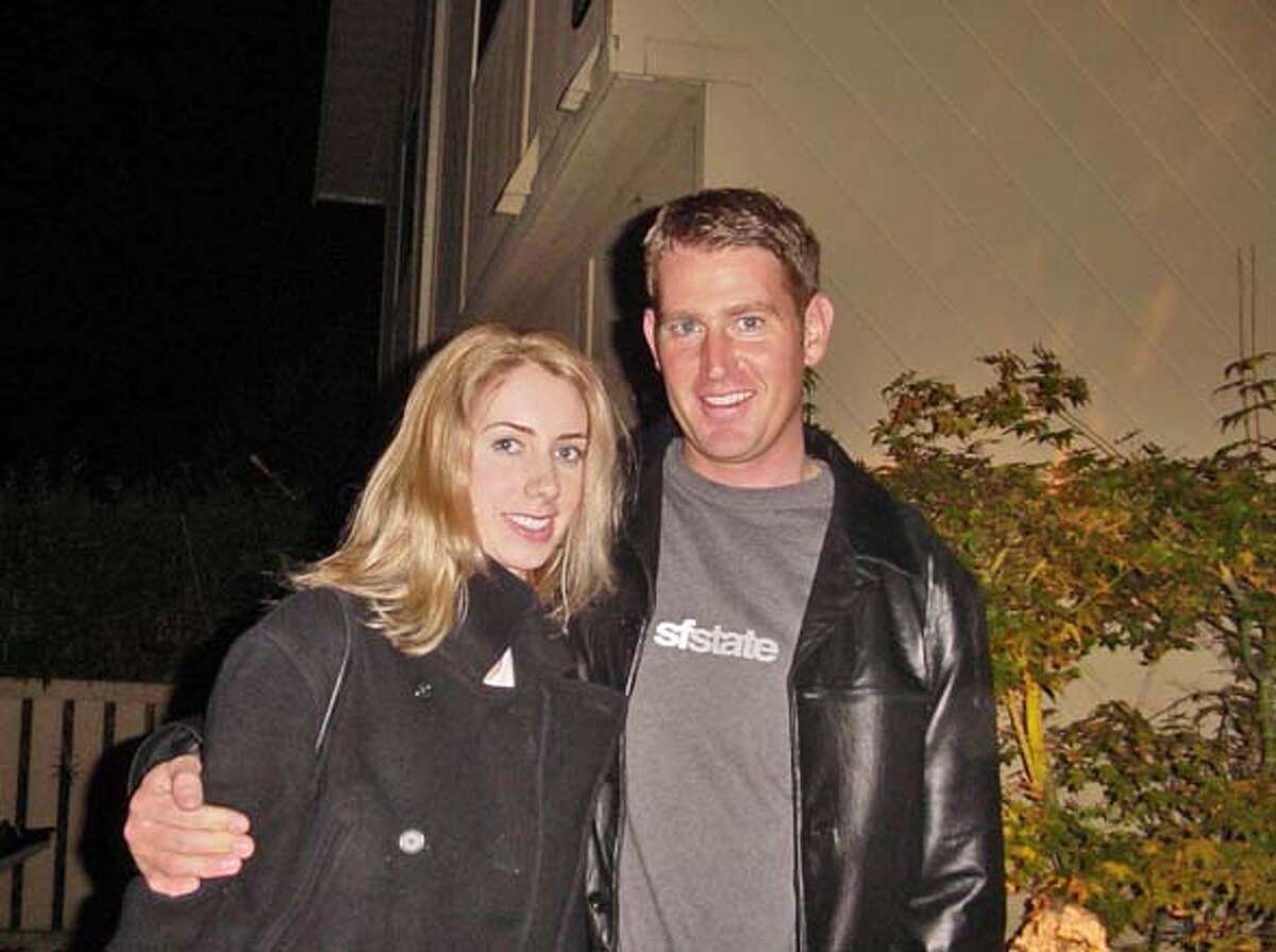 MOUNTAIN VIEW / Man killed in crash as wife drives in car behind ...