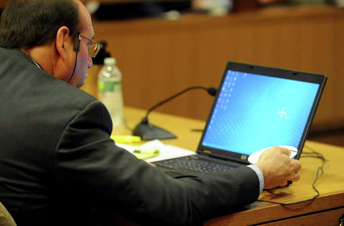 Man at center of alleged love triangle testifies